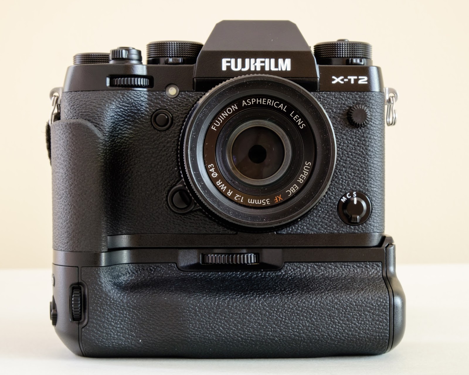 FIRST LOOK: FUJIFILM X-T2 camera review (part 2)