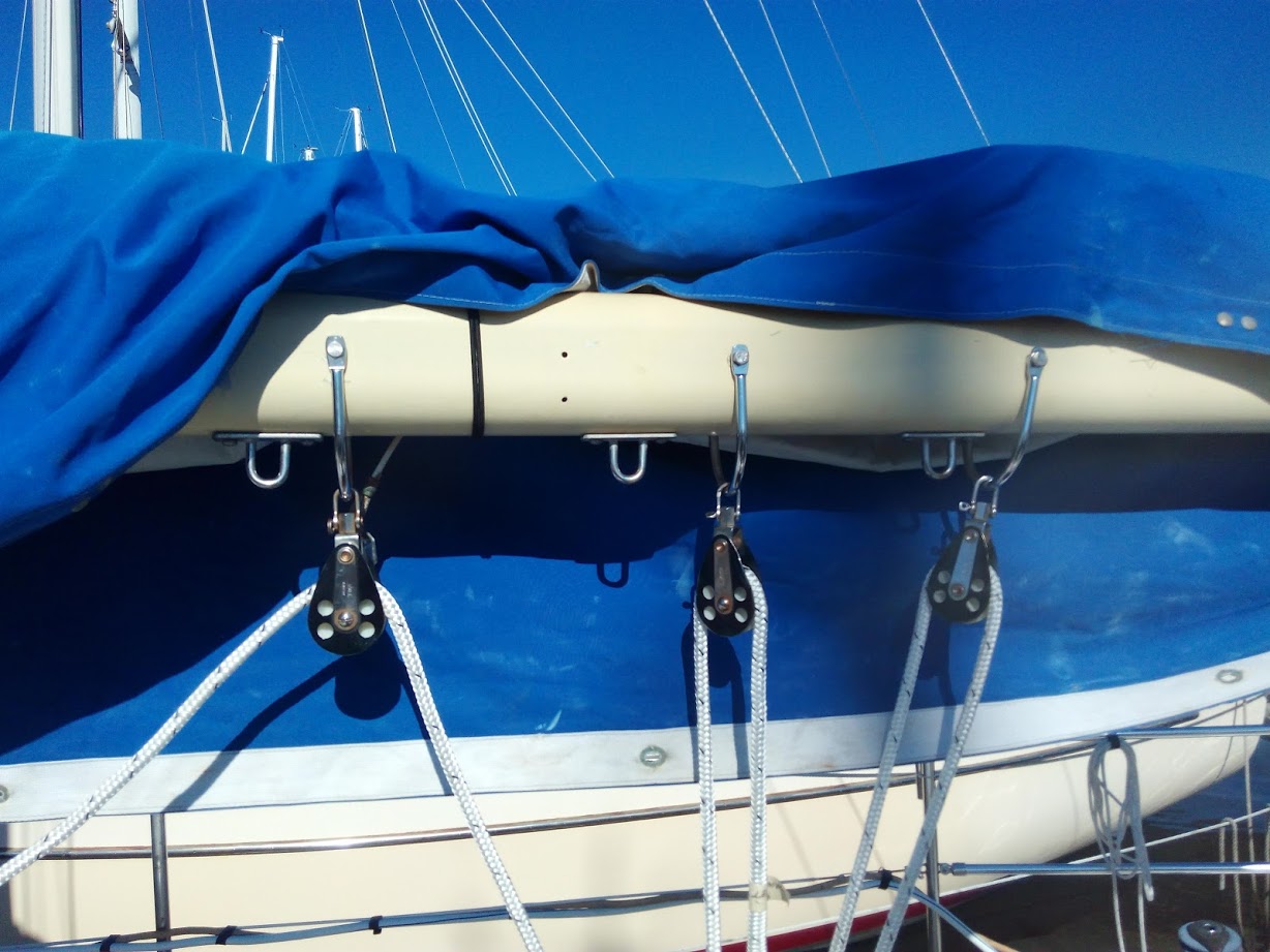 s/v Dreamboat Annie - A Westsail 32: Boom Bails & Mainsheet