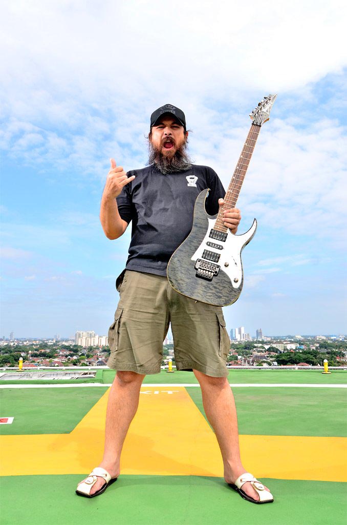 Zona Rock Dan Metal : COKI BOLLEMEYER