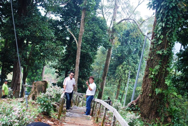 Sarawak Mirror: Mount Siburan the ancestral village of the Biatah