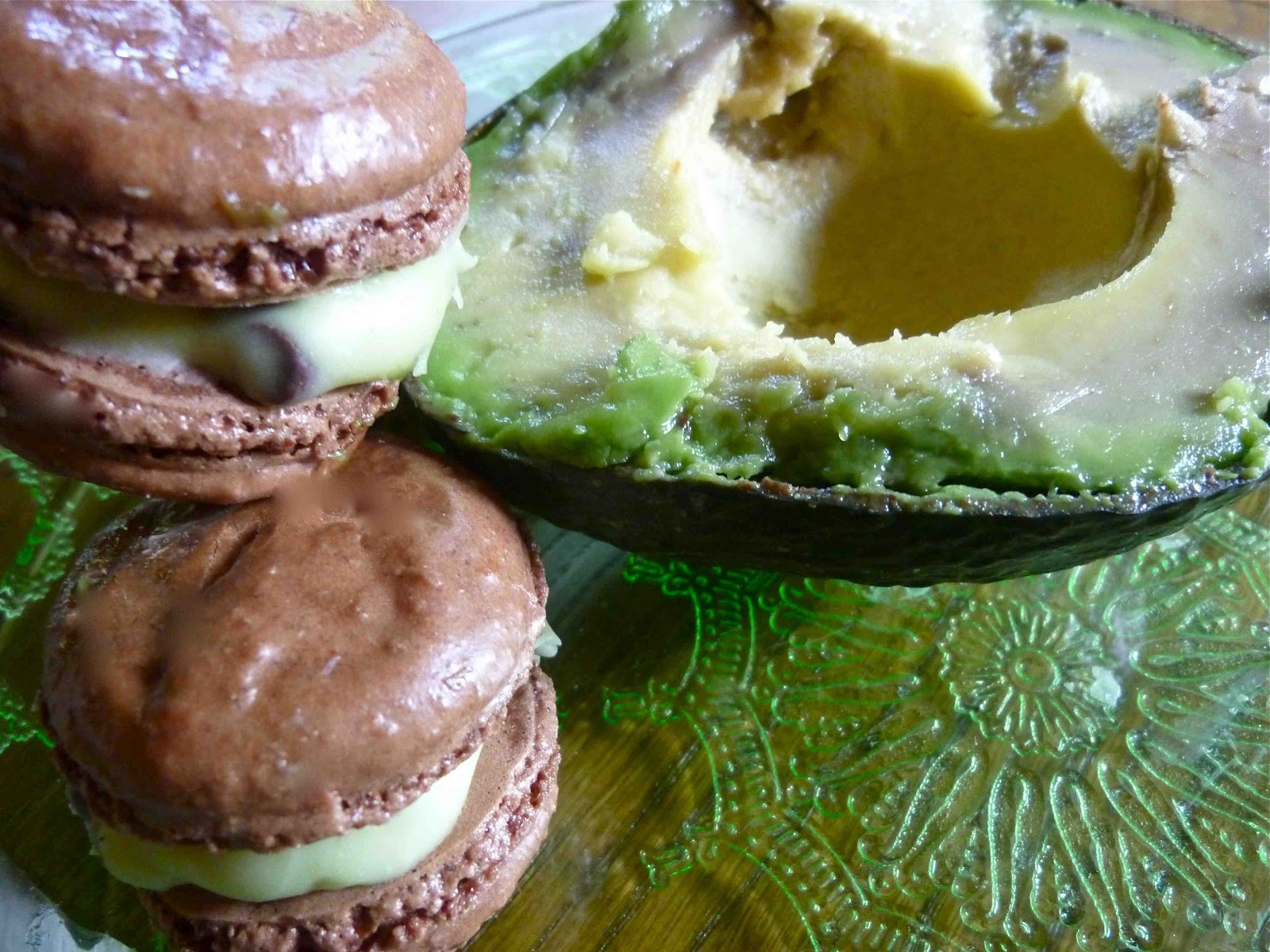 Mini Chocolate Macarons with Avocado Chocolate Chip Filling – Diary of ...