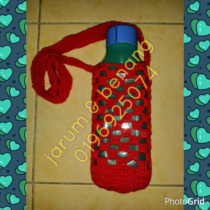 JARUM & BENANG: Sarung Botol Air Krusye