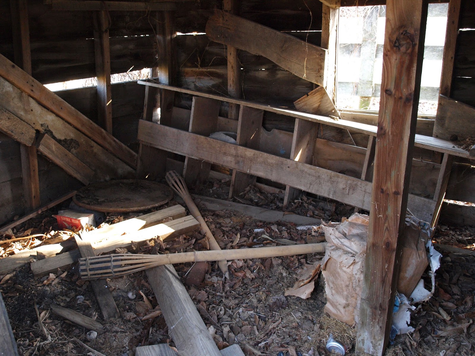 Ohio Thoughts: Restoration of Original Chicken Coop