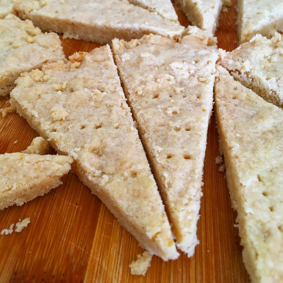 MATTYB BAKES: LULLY LEMON AND GINGER SHORTBREAD