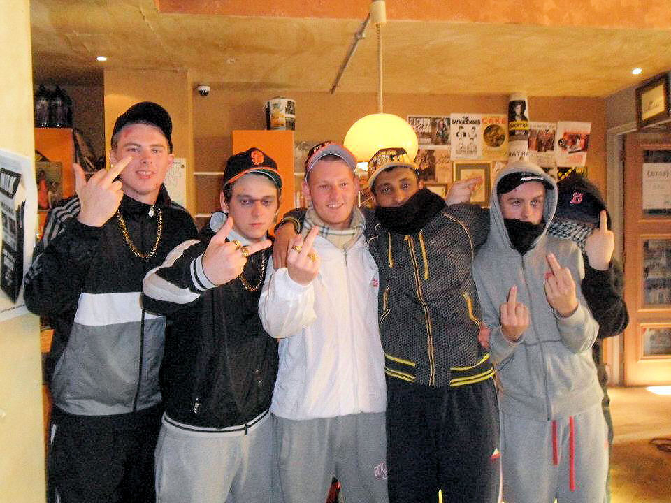 ELI5: What is a "Chav"? As an American, I hear a lot about them online ...