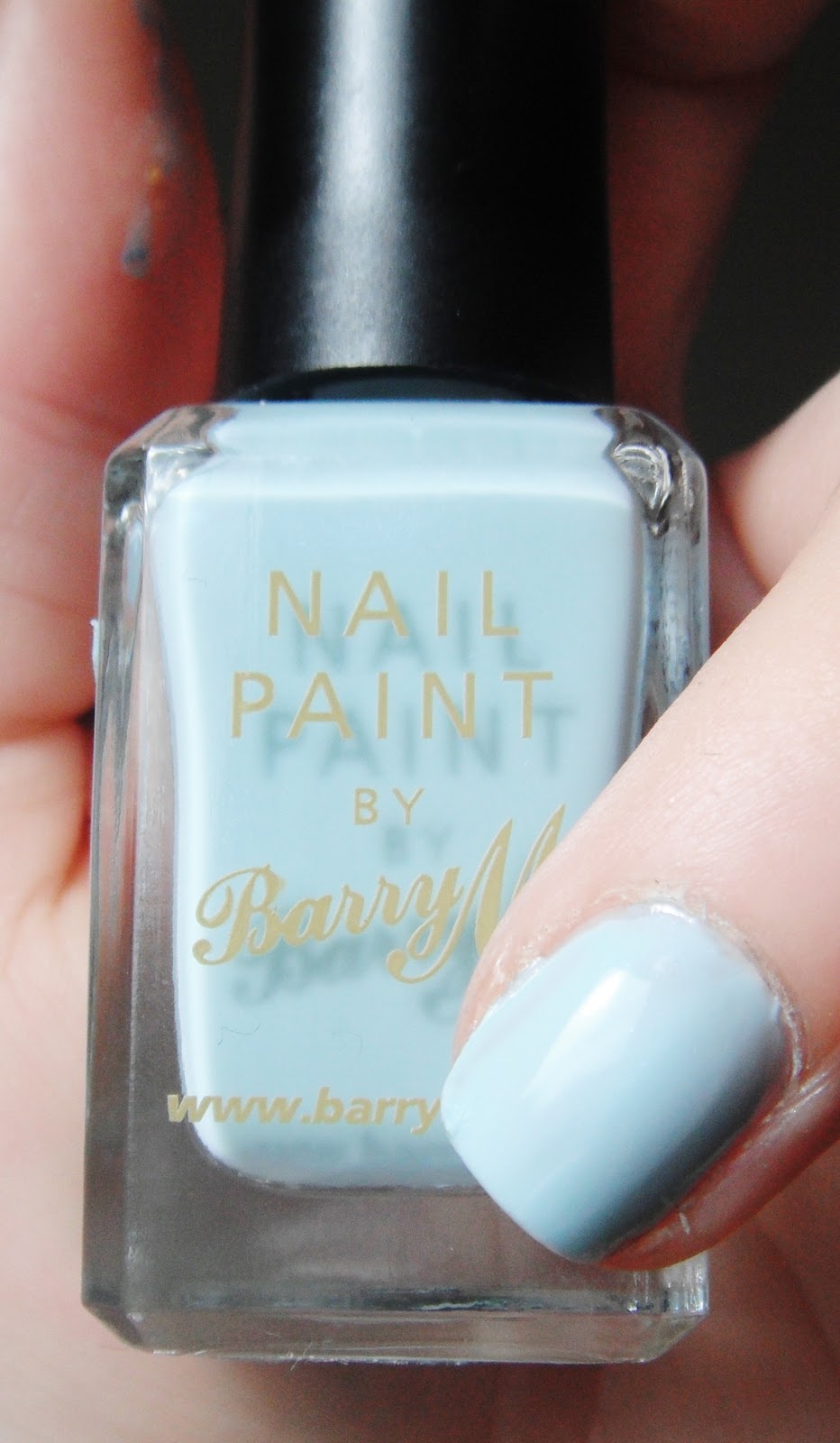 Lauraemma: NEW Barry M Nail Paint-Blue Moon..