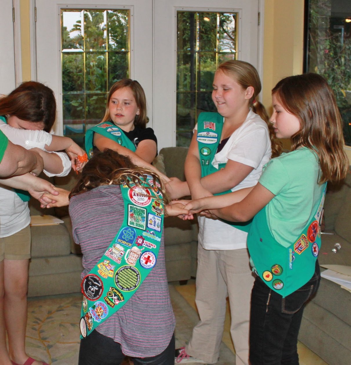 HUNTINGTON BEACH GIRL SCOUT TROOP 746: INVESTITURE AND REDEDICATION ...