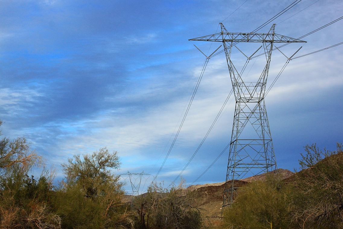 BLUE ROADS AND BOONDOCKING: WAIT A MINUTE