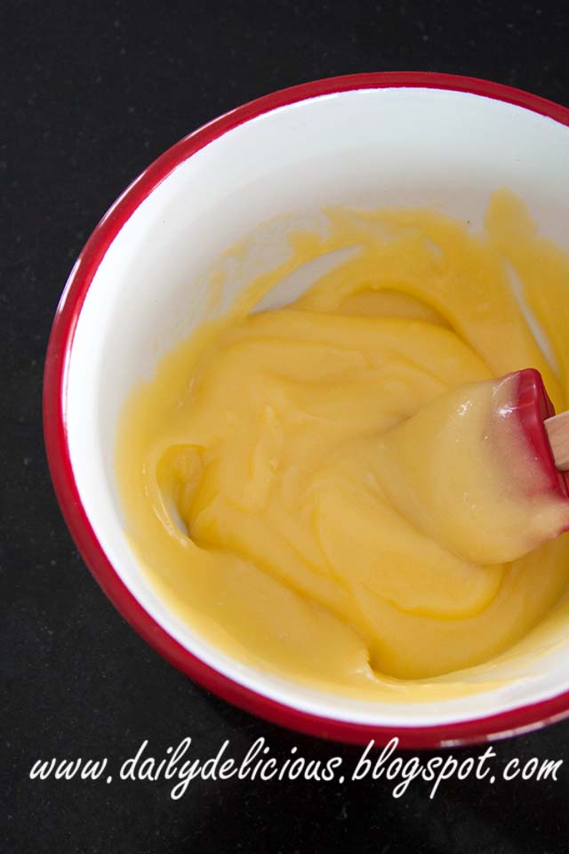 dailydelicious: Lemon Meringue Choux: Lemon choux, my way