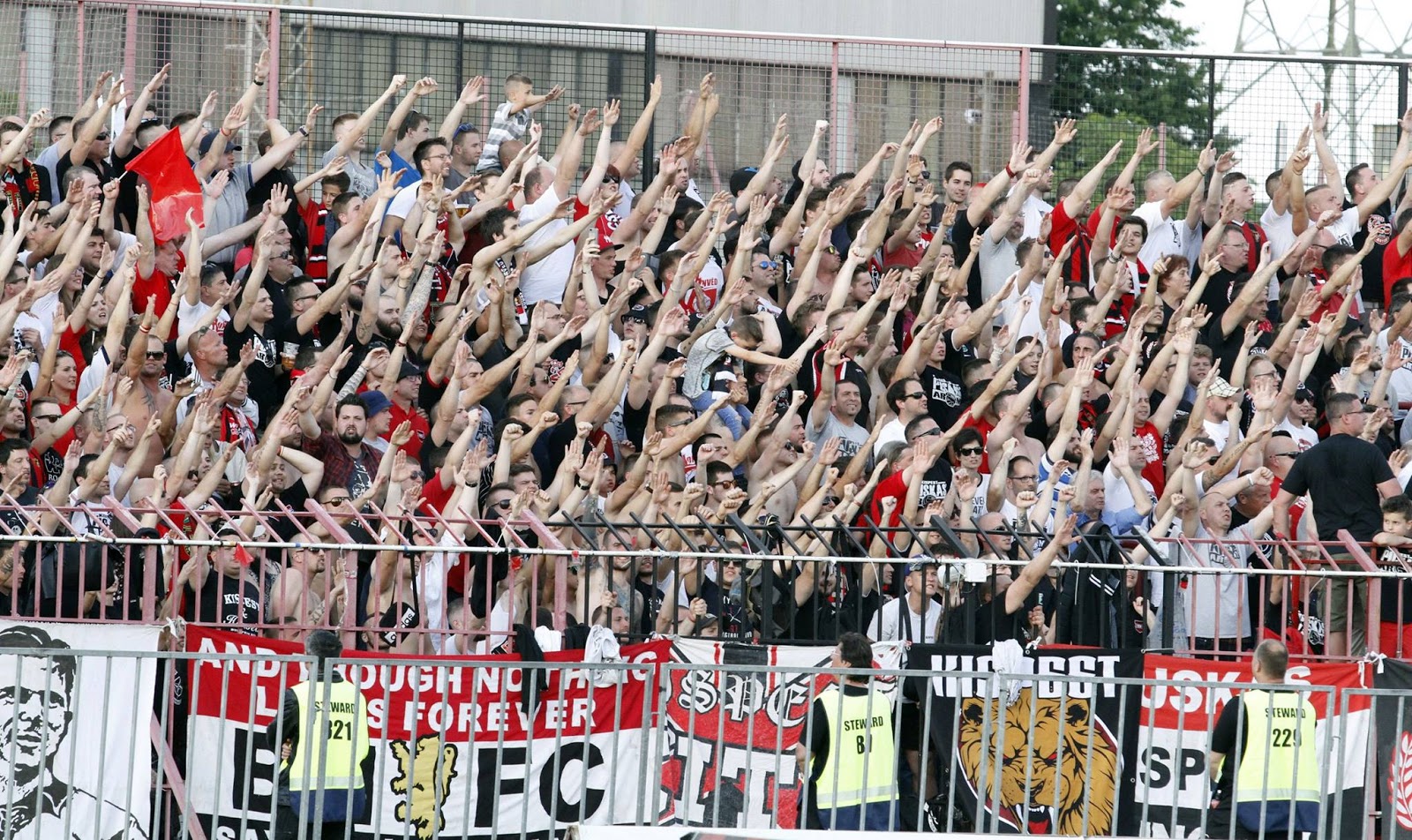 Kispest Bp. Honvéd - Videoton 2017.05.27. - Hungarian Ultras