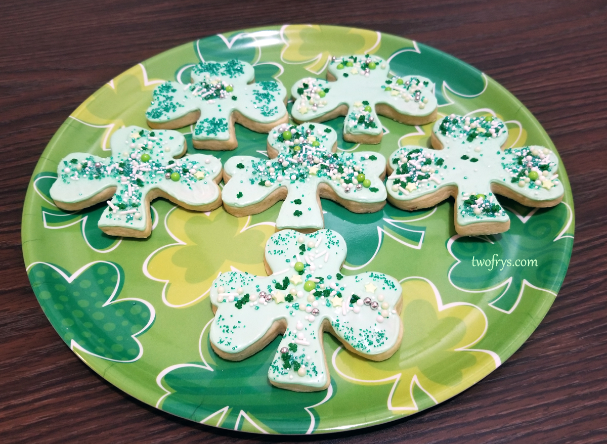 Two Frys: Key Lime Shamrock Cookies