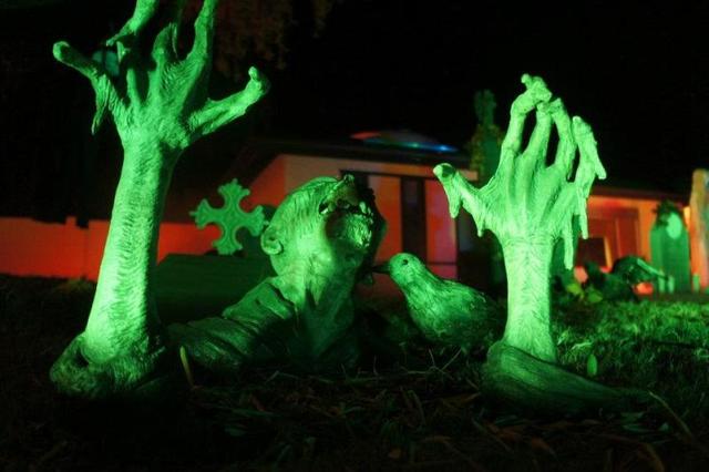 PUMPKINROT.COM: The Blog: Graveyard Creatures