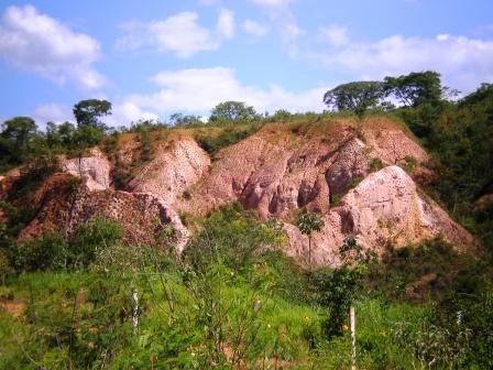 BIBOCA AMBIENTAL : VOÇOROCA, RAVINA