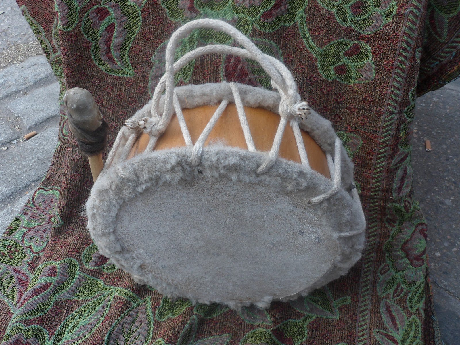 DARIO FARIAS Instrumentos musicales: caja chayera