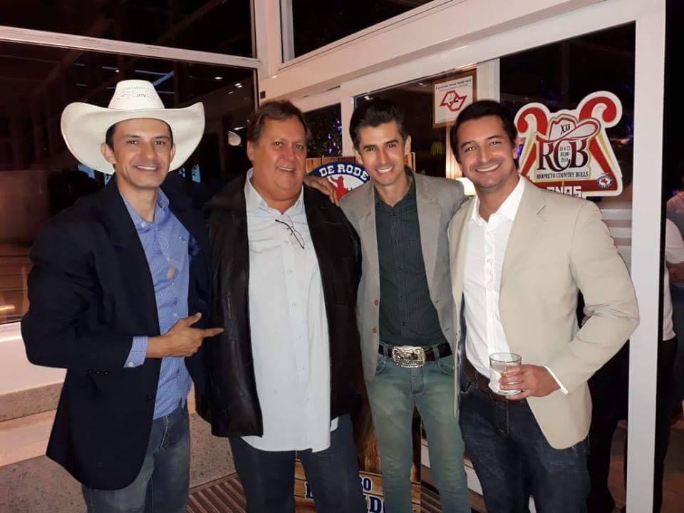 Brazilian Rodeo Flashes