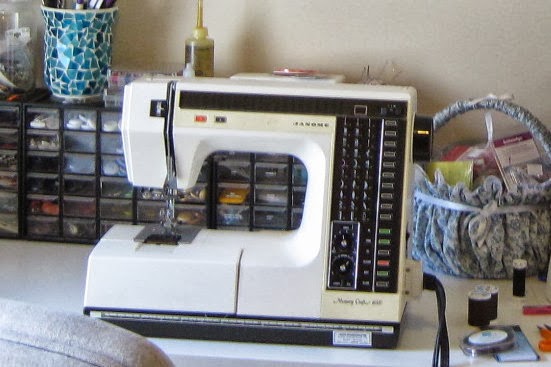 Sew a Musing: Sewing Machine Review Janome Memory Craft 6000
