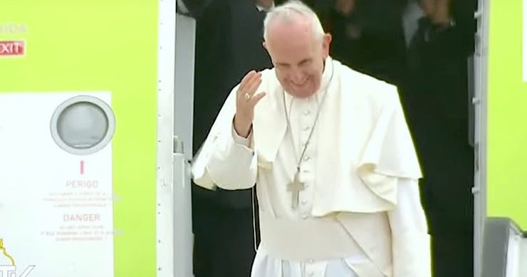 El Blog de Fred L. Alvarez: Misión cumplida, el papa deja Fátima