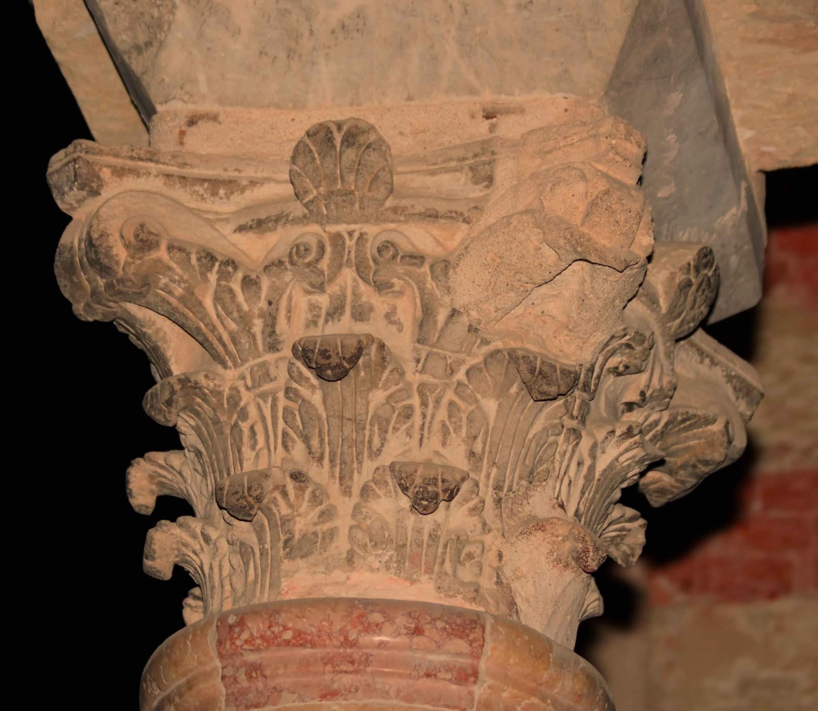 LAS PARIDAS DE MARCELO DEL CAMPO: Capiteles de la Mezquita Aljama de ...