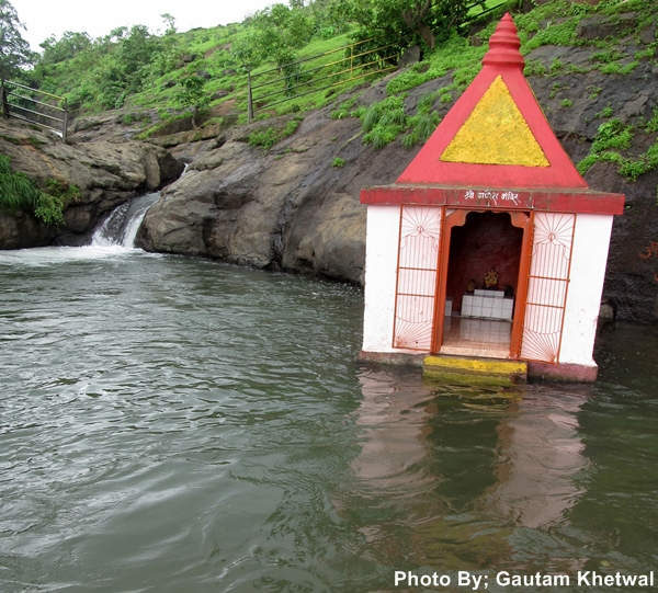 Treks around Thane and Mumbai: July 2013