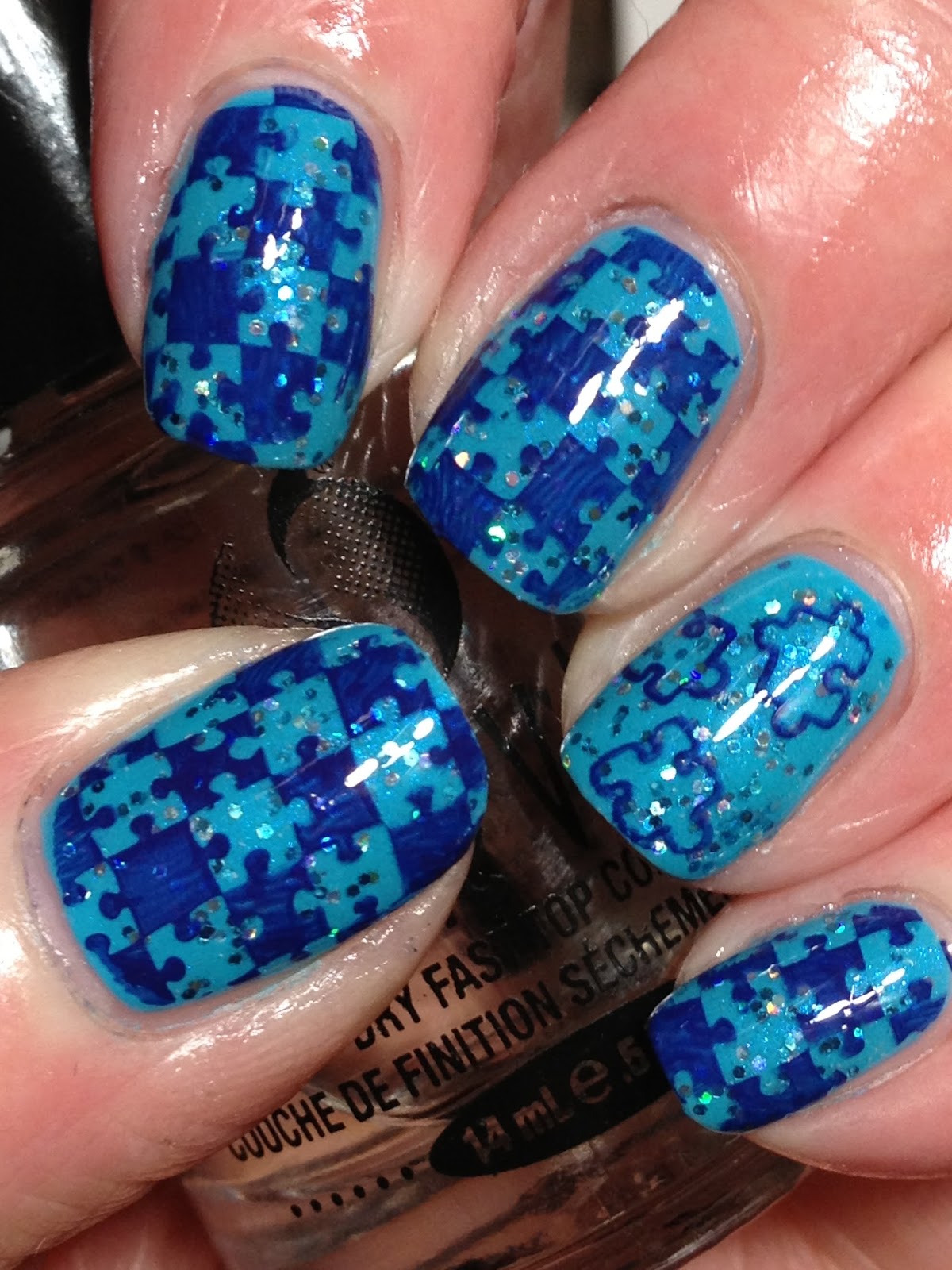 Canadian Nail Fanatic: Light It Up Blue for Autism