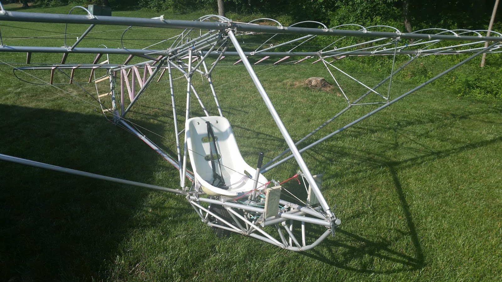 Building adventures of an Ultralight Glider: Tons of work accomplished