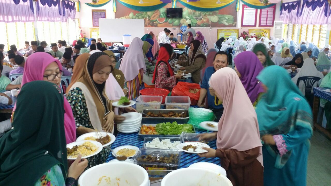 LAMAN UTAMA SMAM: PROGRAM SOLAT HAJAT, MOHON RESTU PT3 & JAMUAN AKHIR ...