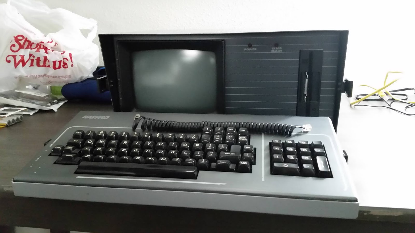 Historic Computing: Kaypro 10 with 10MB Hard Drive!
