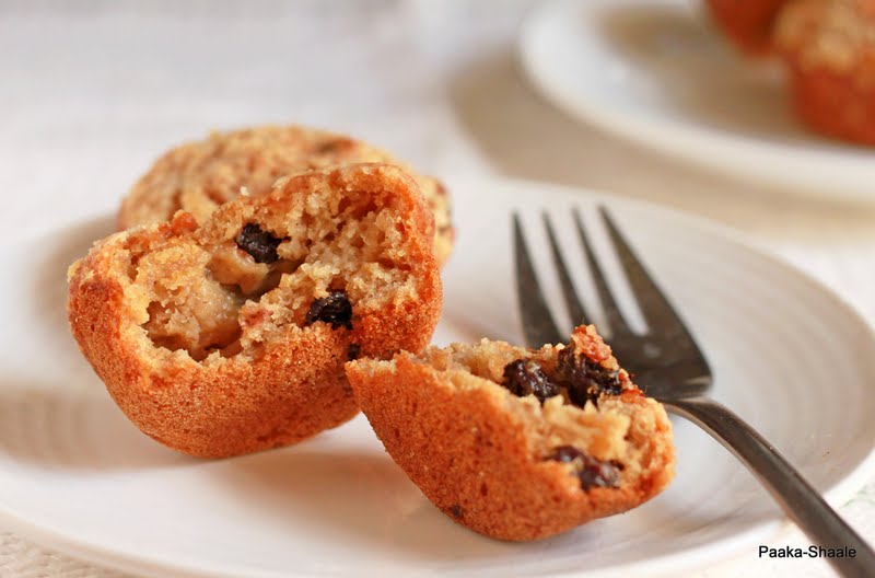 Yummy-Tummy-Wednesday-Apple oatmeal streusel muffins - Artsy Craftsy Mom