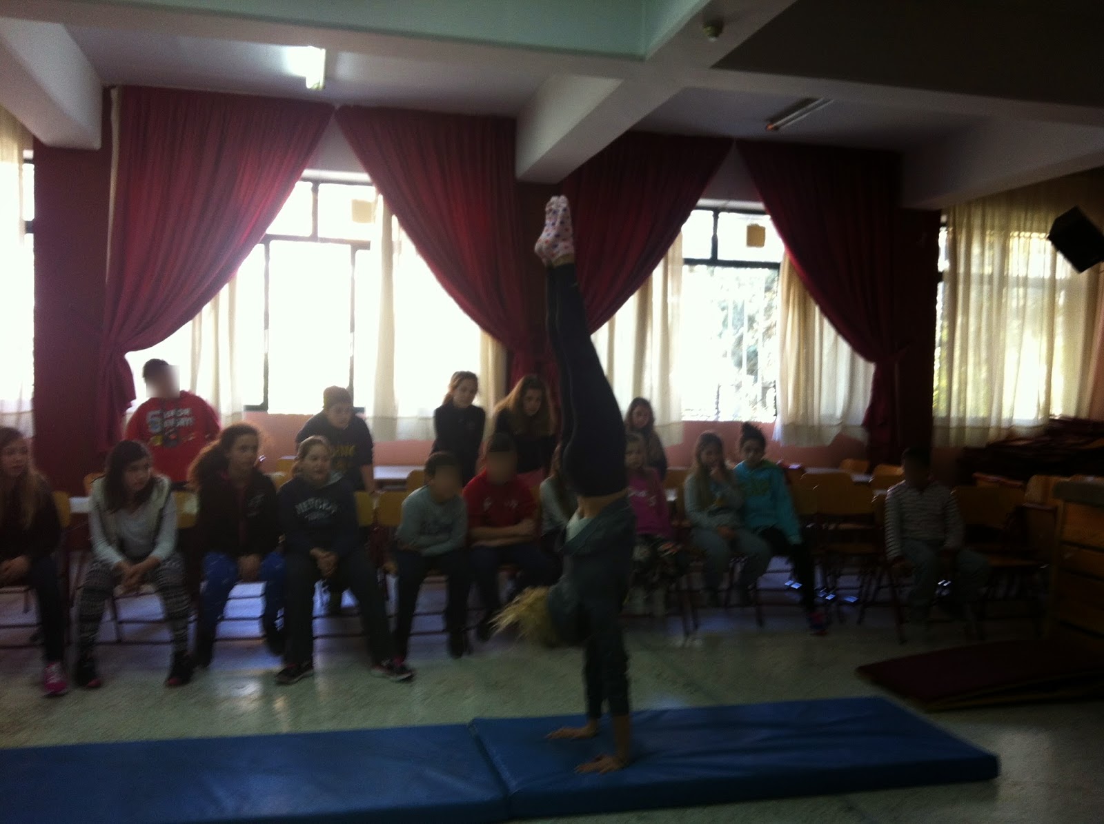 ΝΙΚΟΣ ΣΙΟΥΤΑΣ ΔΙΕΥΘΥΝΤΗΣ 4ου ΔΗΜΟΤΙΚΟΥ ΣΧΟΛΕΙΟΥ ΝΕΑΣ ΣΜΥΡΝΗΣ ΑΠΟ 2011 ...