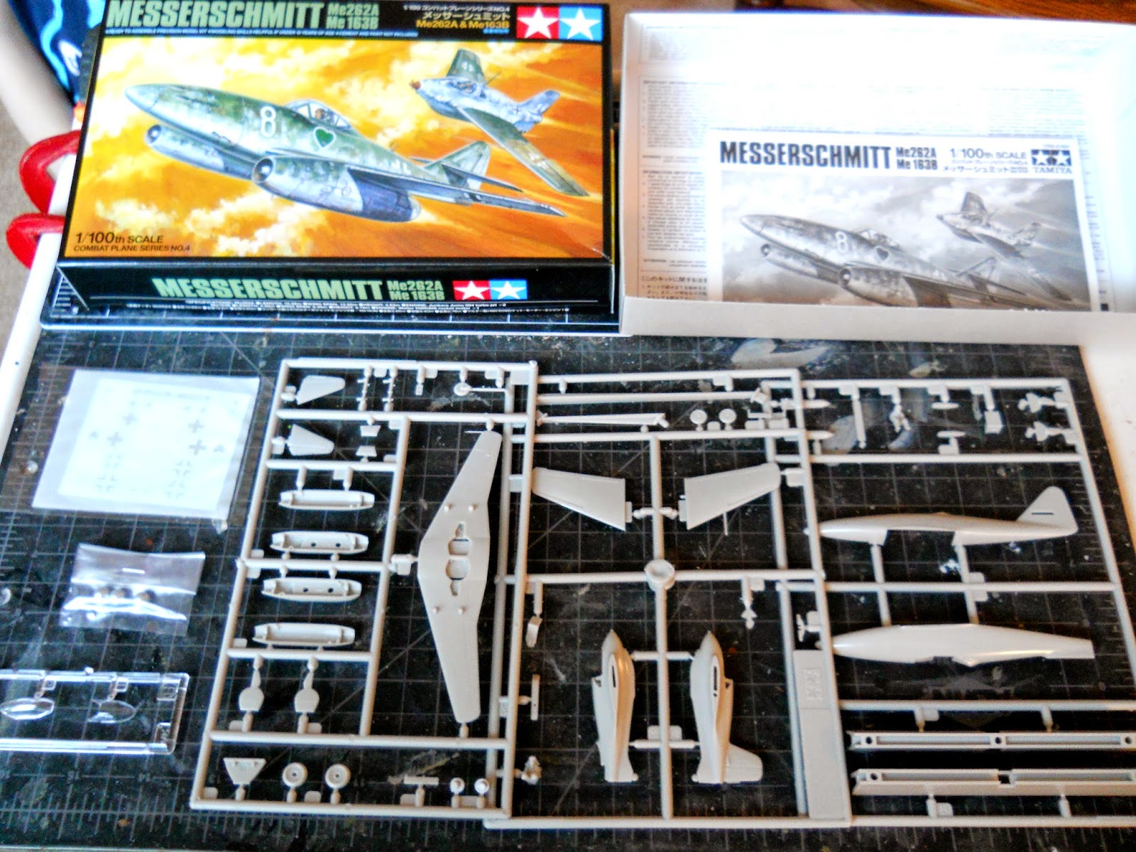 Empire of Ghosts: Product Review: Tamiya 1/100 Me262 & Me163 kit