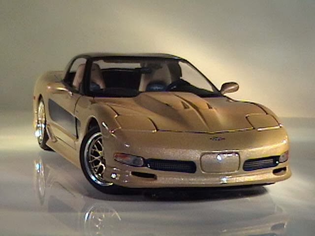 Auto GALERIA 1:18 Eddie: Chevrolet Corvette 2003 Guldstrand "Signature ...