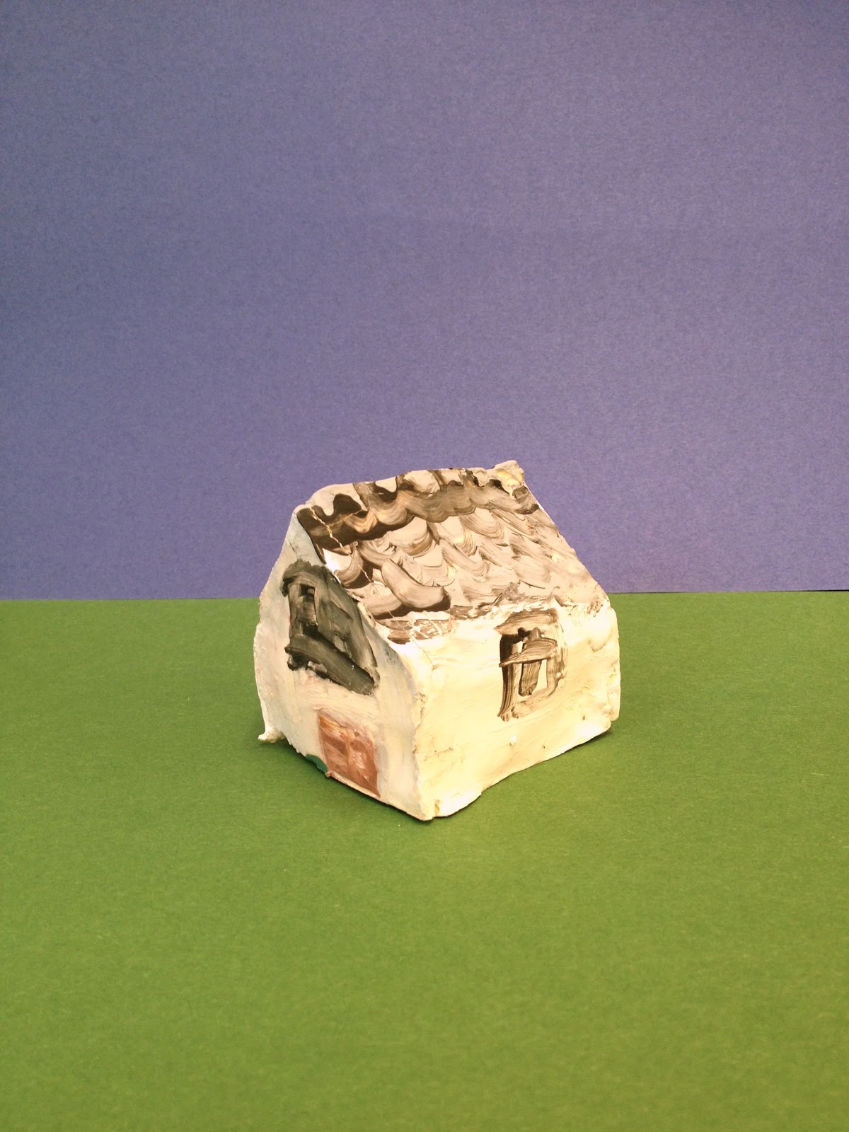 Voilà Art Room: Houses made from Clay Slabs