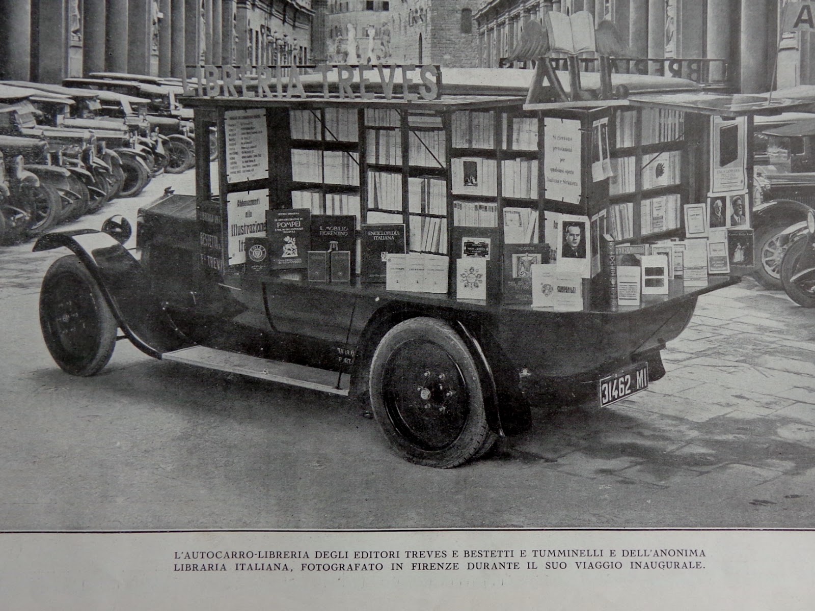 L'Auto-Carro Libreria: An Early Italian Bookmobile