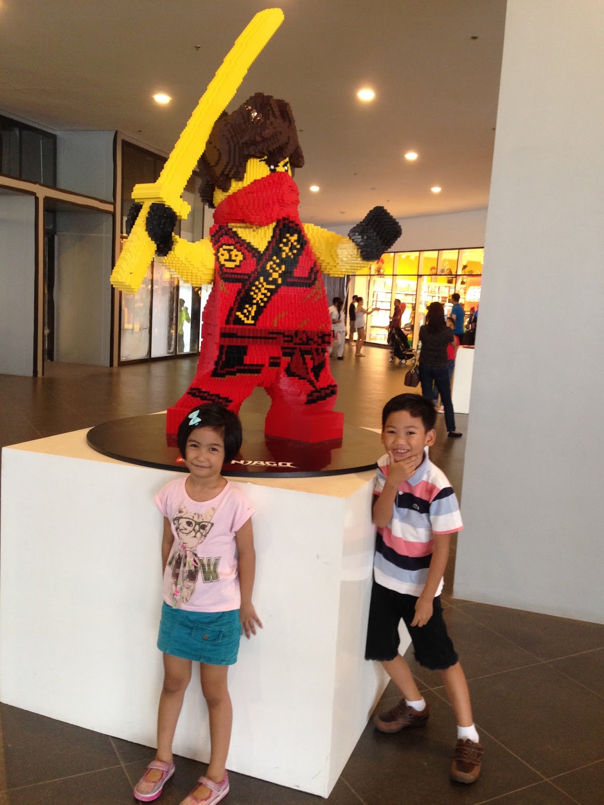 Mastermom Speaks: The First LEGO® Certified Store in the Philippines