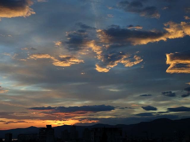 autor: XVII, misto radnje: Split: nebo