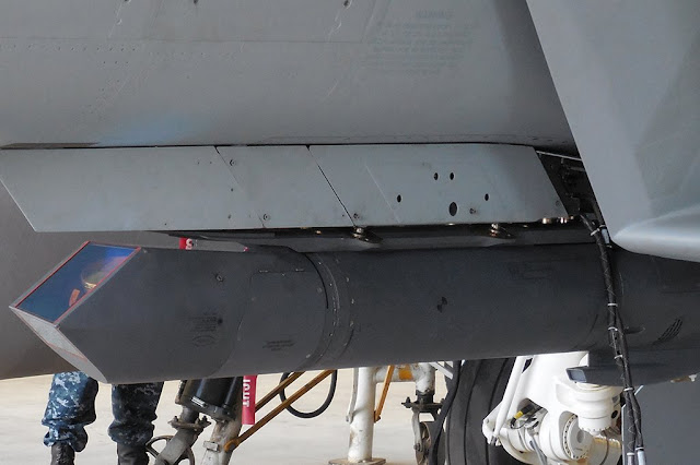 KUWAIT ORDERS SNIPER PODS FOR ITS HORNET AIRCRAFT - Blog Before Flight ...