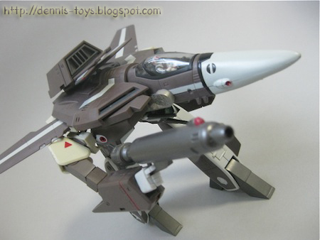 Dennis-Toys: Robotech Masterpiece Vol 6 Jack Archer YF-1R