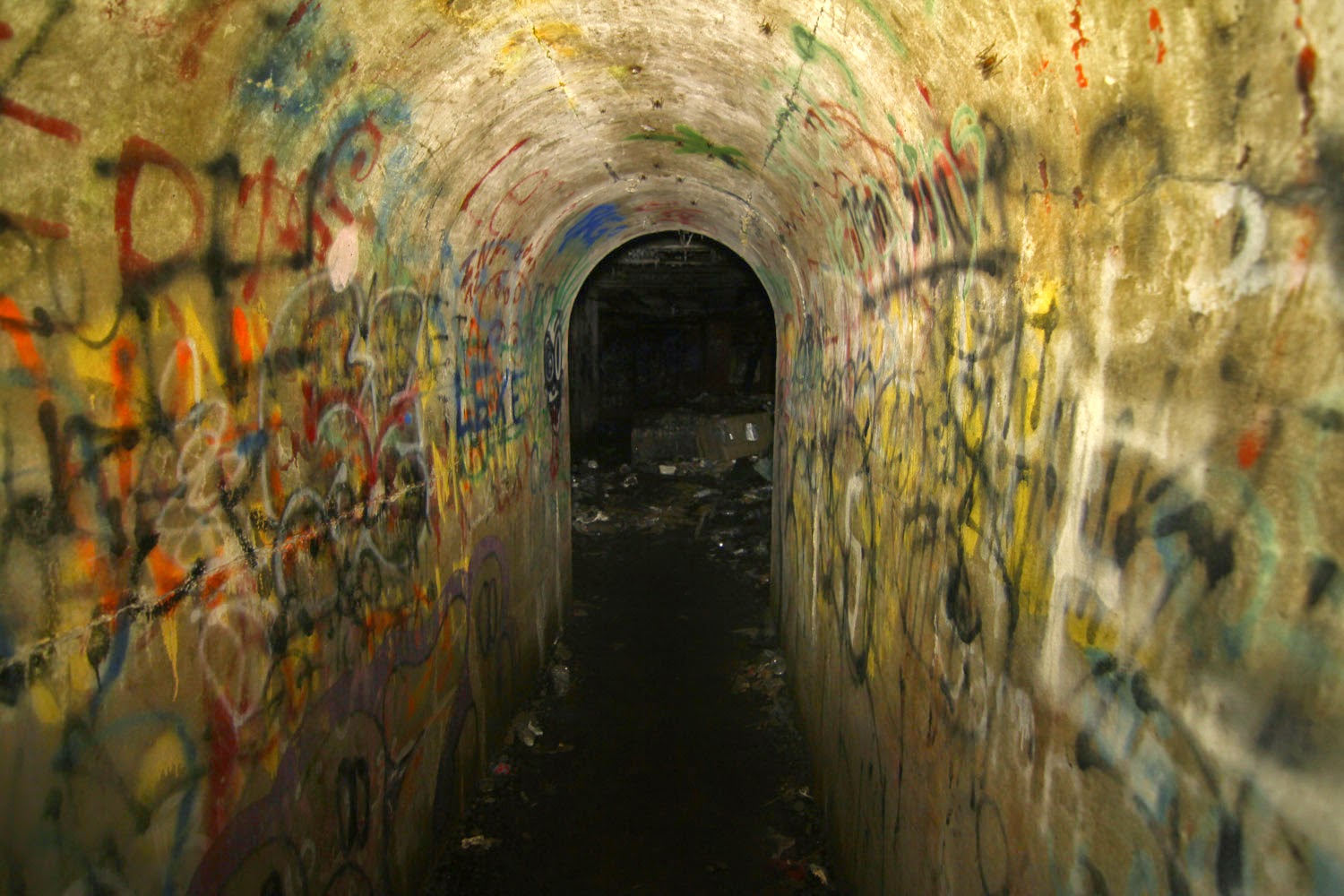 Adventures of An Indy Filmmaker: Fort Armistead Tunnels / Urbexing ...