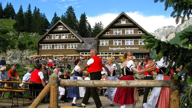 Angelina Wittmann - Arte-Cultura-História e Antropologia : Músicas alemãs