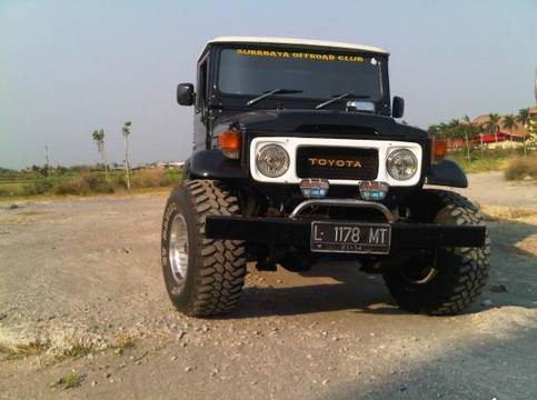 4X4 of Toyota Hardtop FJ 40. Buying and selling of Toyota Landcruiser ...