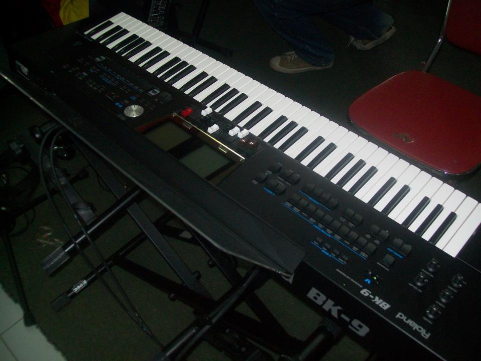 ROLAND BK 9 REVIEW SPEC