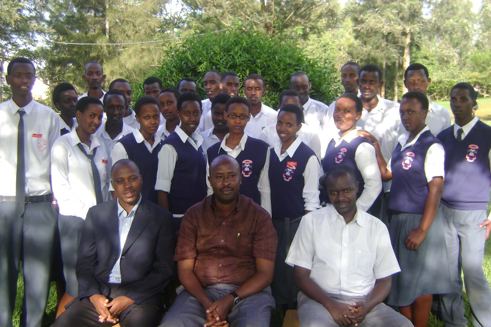 kagarama secondary school: ACROSS SECTION OF PHOTOS