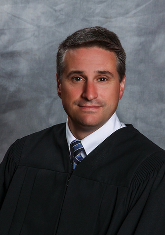 Independence of Representation in Court and Judicial Accountability in ...