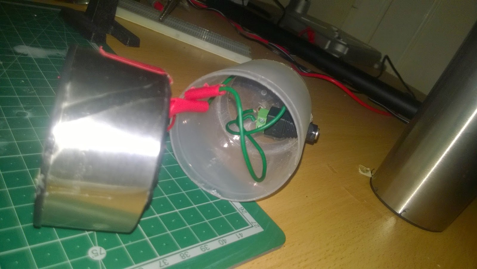 $10. Cheap outdoor solar LED driver, lighting system! - Page 1