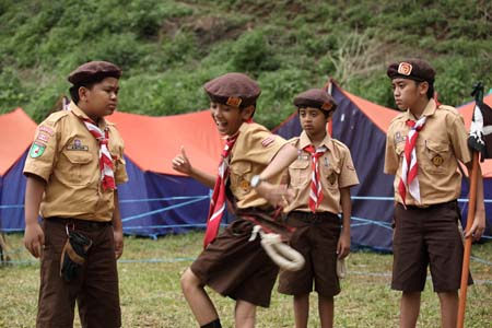 This is my First Experience: Sinopsis Film 5 Elang