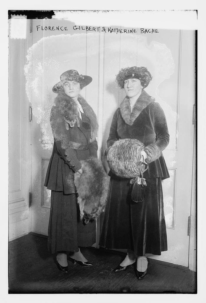 20 Vintage Photos That Show Women's Fashion in the 1910s ~ Vintage Everyday
