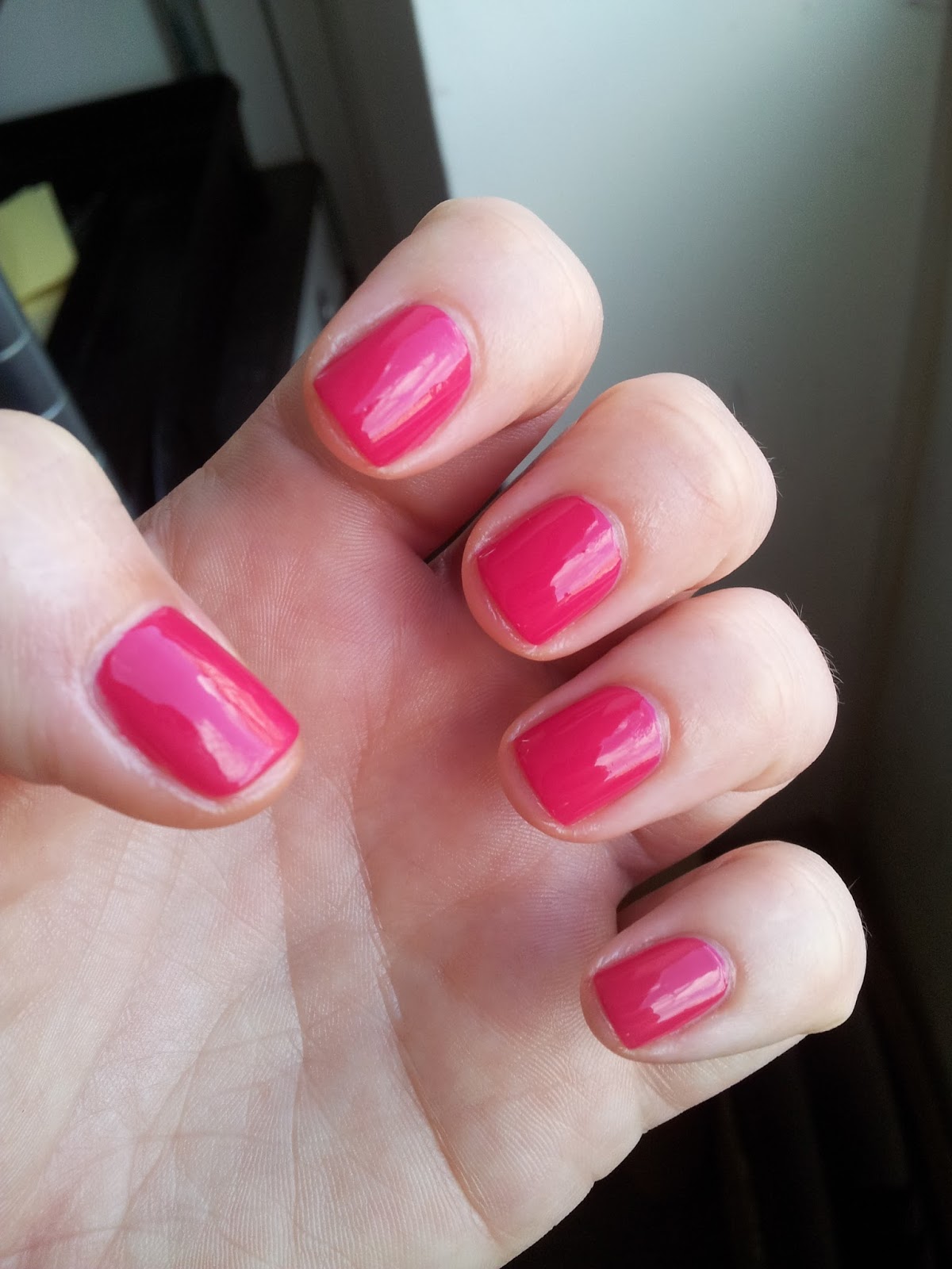 LondonBeauty: Review: Essie Watermelon