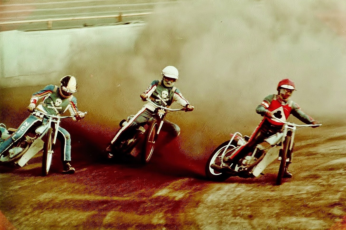 Ferraris and Other Things: Speedway: Belle Vue Aces v Poole (12 June 1976)