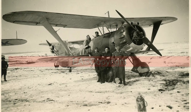 FalkeEins - the Luftwaffe blog: Henschel Hs 123 - daily Ebay photo find ...