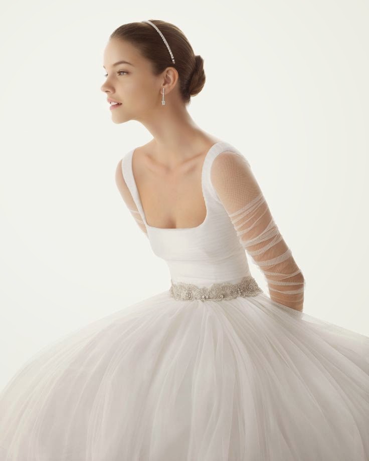 Peinados de Novia con Tiara | Bodas Vestidos y Peinados